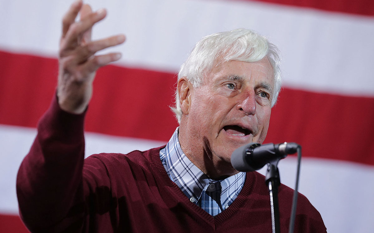 Muere Bob Knight, técnico legendario que ganó el oro en Los Ángeles 84