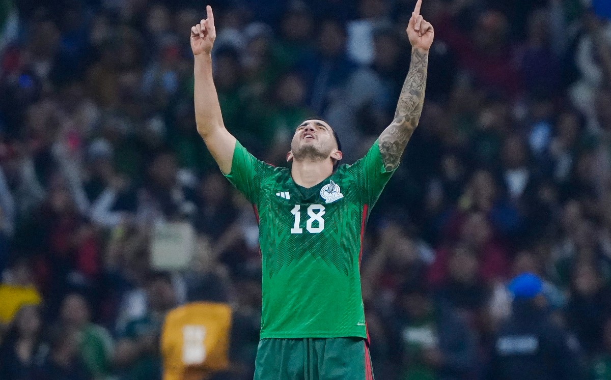 Con gol de tiro libre, Luis Chávez le da vida a México en eliminatoria
