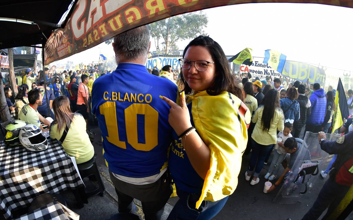Novio hace su boda con temática americanista y se hace viral