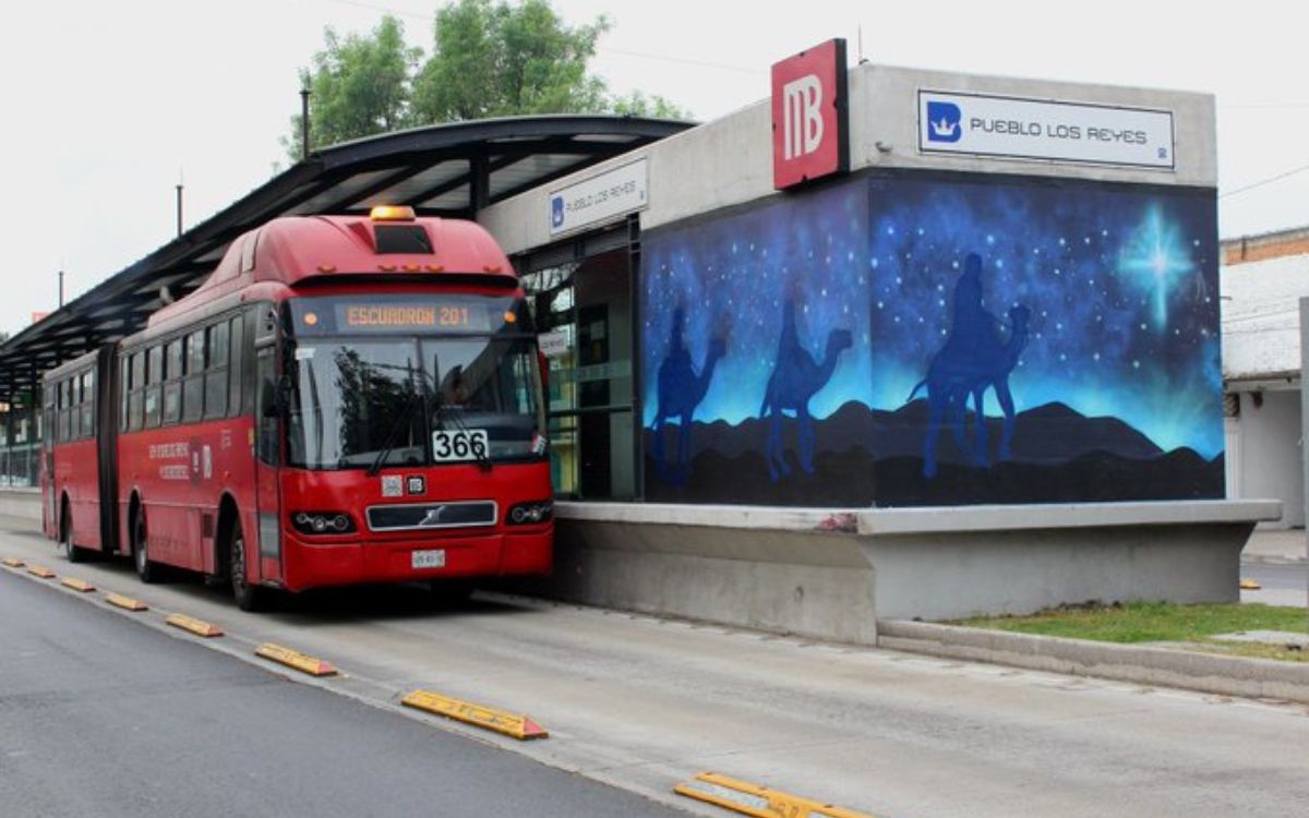¿Cuál es el horario del Metrobús este jueves 12 de diciembre?