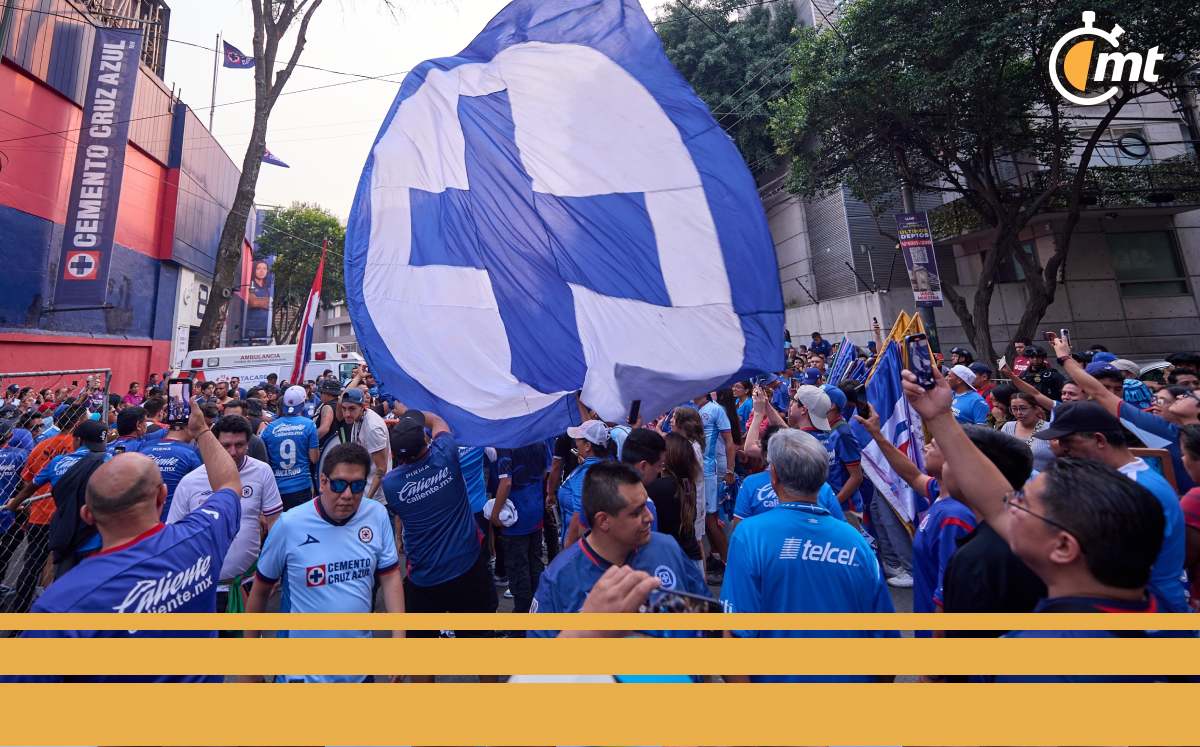 Aficionados de Cruz Azul agredieron a seguidor con chamarra de Pumas