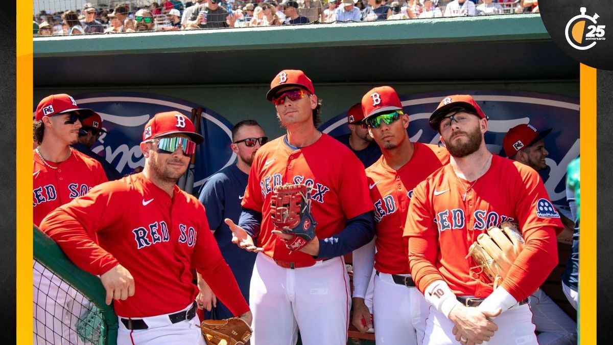 Boston Red Sox enciende el diamante de Publix Field Stadium