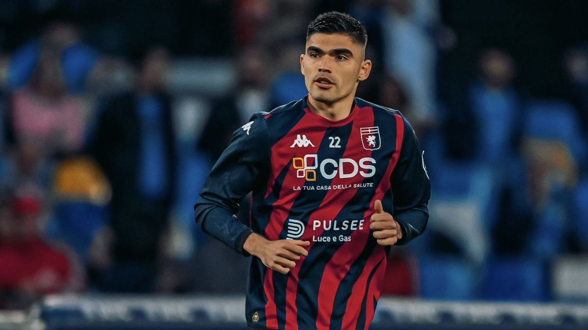 Johan Vásquez, reconocido como MVP de la temporada con el Genoa