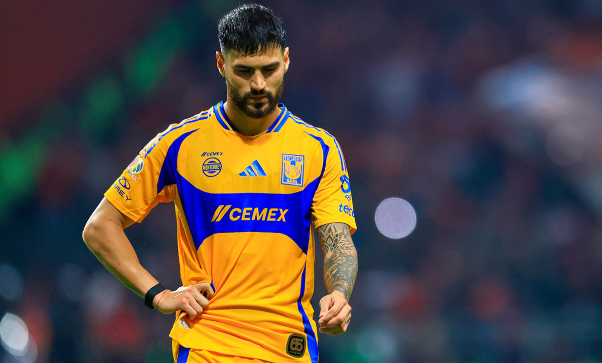 Tras ser cortado por Javier Aguirre, Purata regresa a Tigres