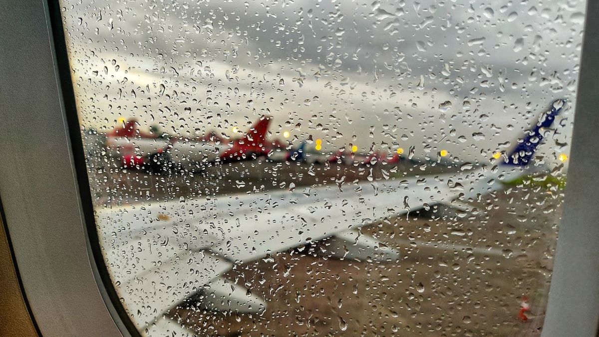 ¿Hay retrasos en vuelos por huracán Erick? Esto dice AICM