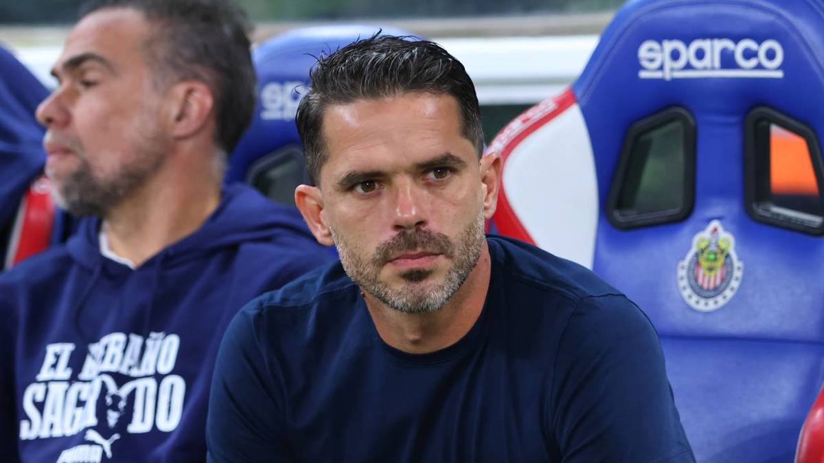 Chivas y Gago, momento del reencuentro nueve meses después