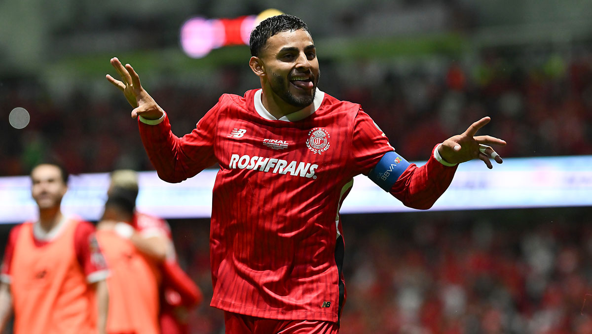 'Alexis Vega es un crack': Piojo Herrera elogia al goleador del Toluca