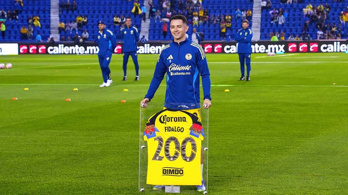 América homenajea a Fidalgo por sus 200 partidos