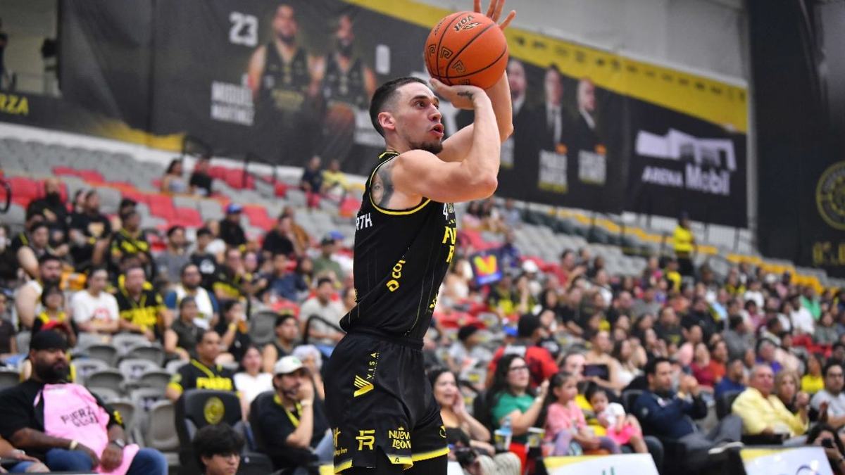 Scott Bamforth, líder de Fuerza Regia en anotaciones