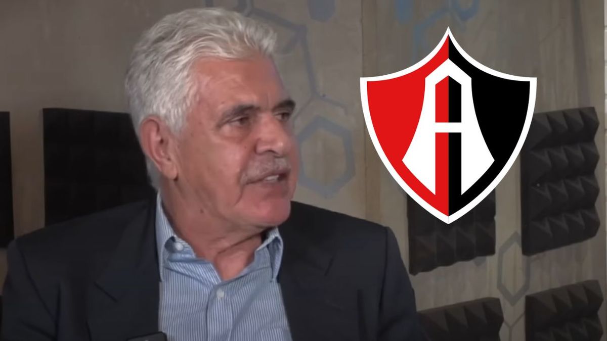 Tuca asegura que equipo grande amañó partidos para descender al Atlas