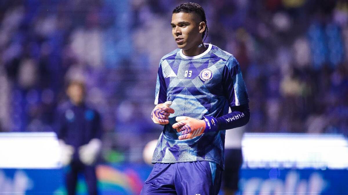 Kevin Mier se equivoca en gol de Pumas en la Sub-21