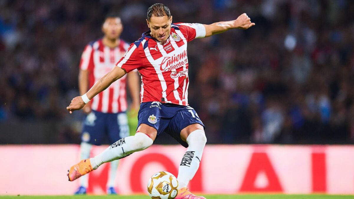Chicharito explica por qué falló penal en el Cruz Azul vs. Chivas