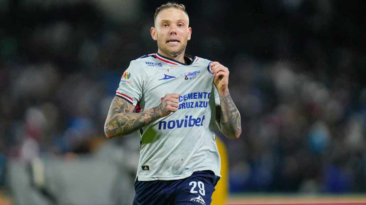 Rotondi se acuerda del América y Larcamón tras ser el héroe