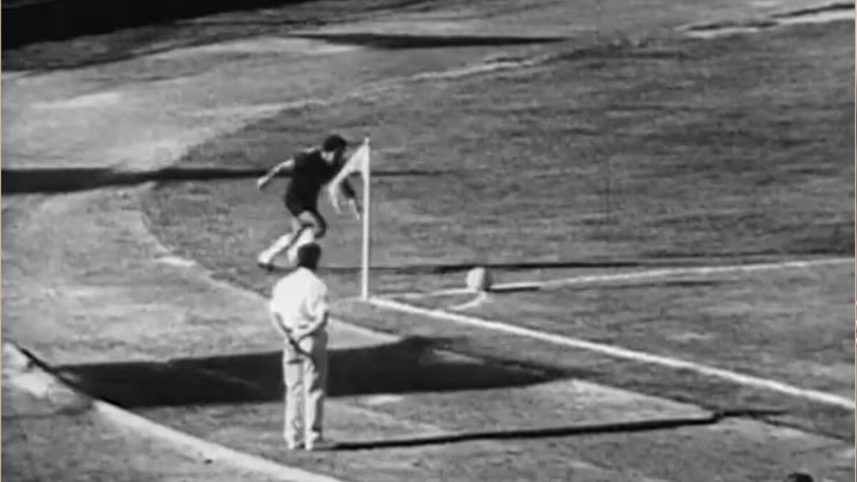 Mundial 1962: Marcos Coll marcó gol olímpico ante la Unión Soviétca